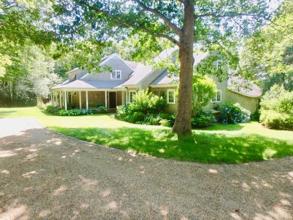 Martha's Vineyard Vacation Rental Properties in Chilmark - Lovely ...